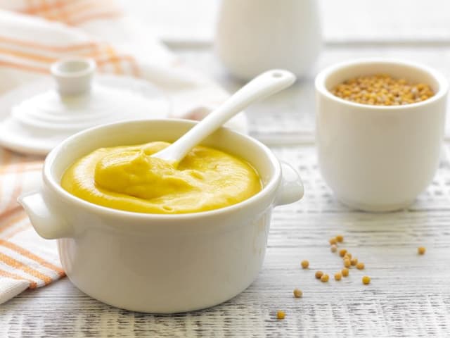 Can Cats Eat Mustard? | Waldo's Friends